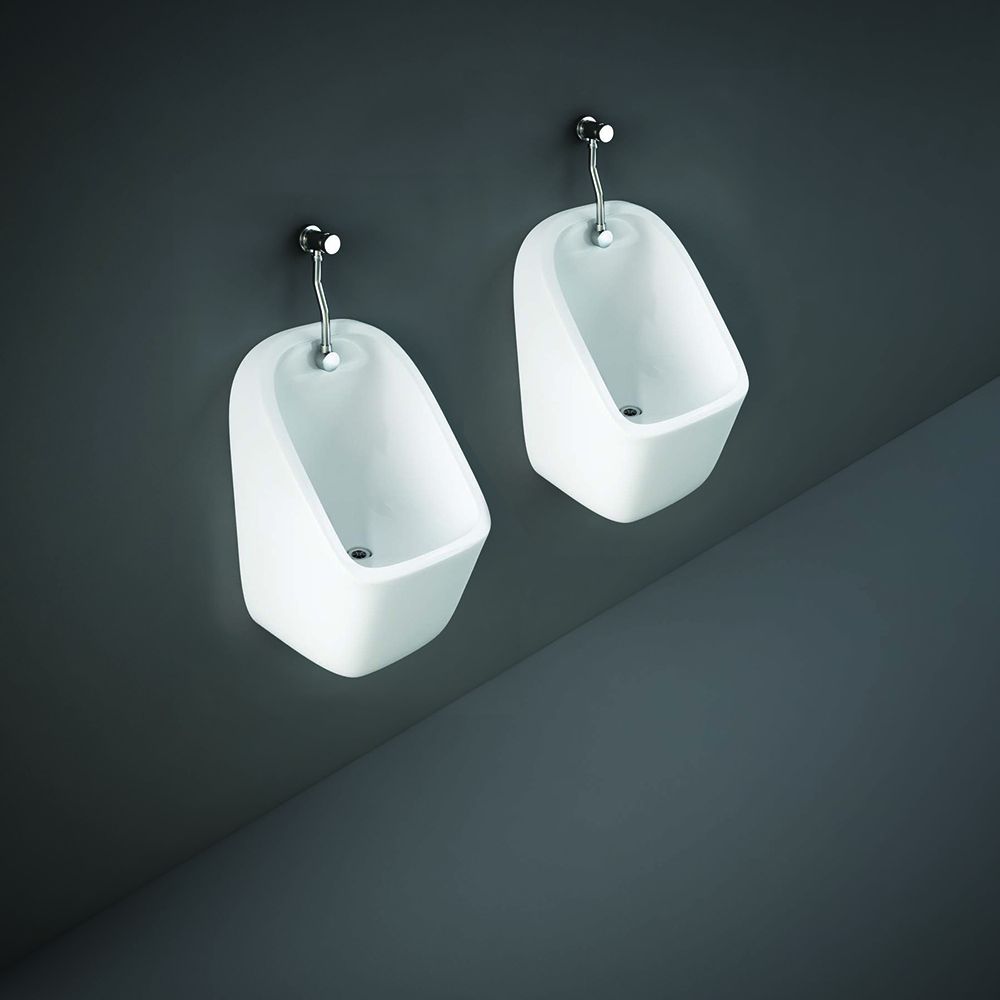 2 Urinale mit Unterputz-Spülkasten 9L – Automatische Spülung - RAK ...
